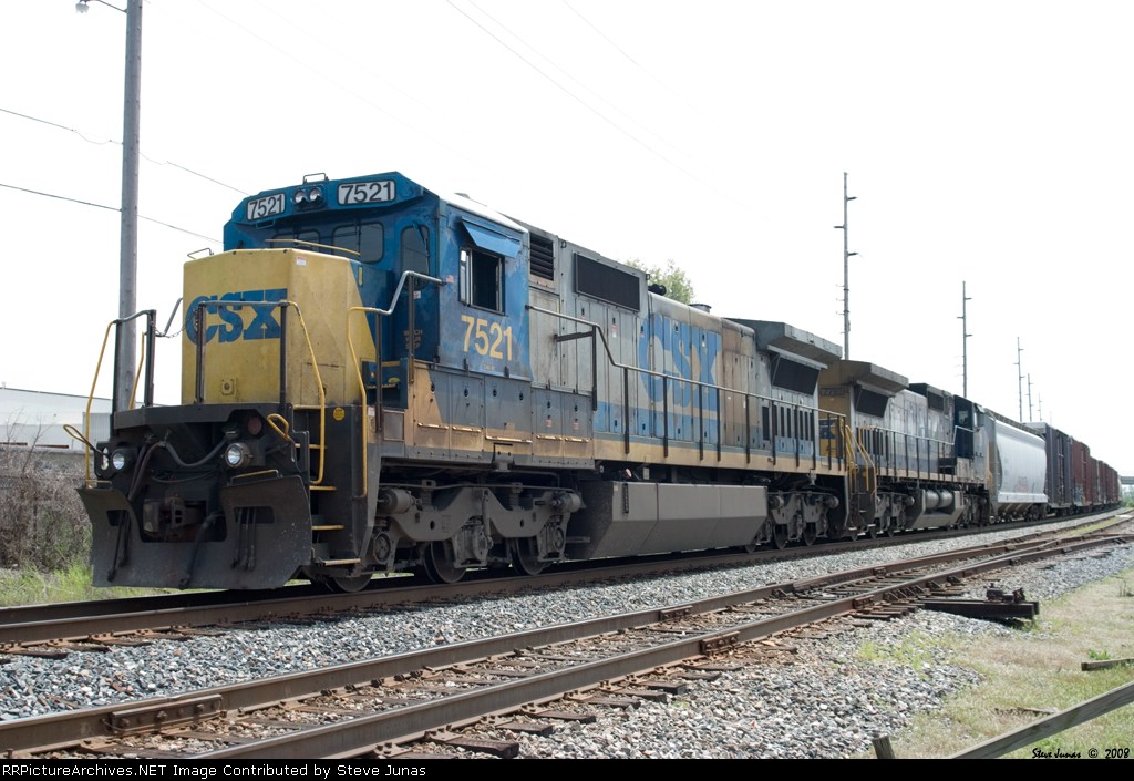 CSX 7521,7793 Q534